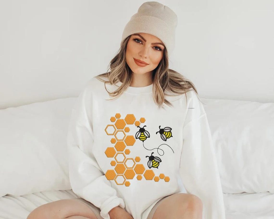 Bumblebee Embroidery Design, Honeycomb Panel With Flying Trails, Spring ...