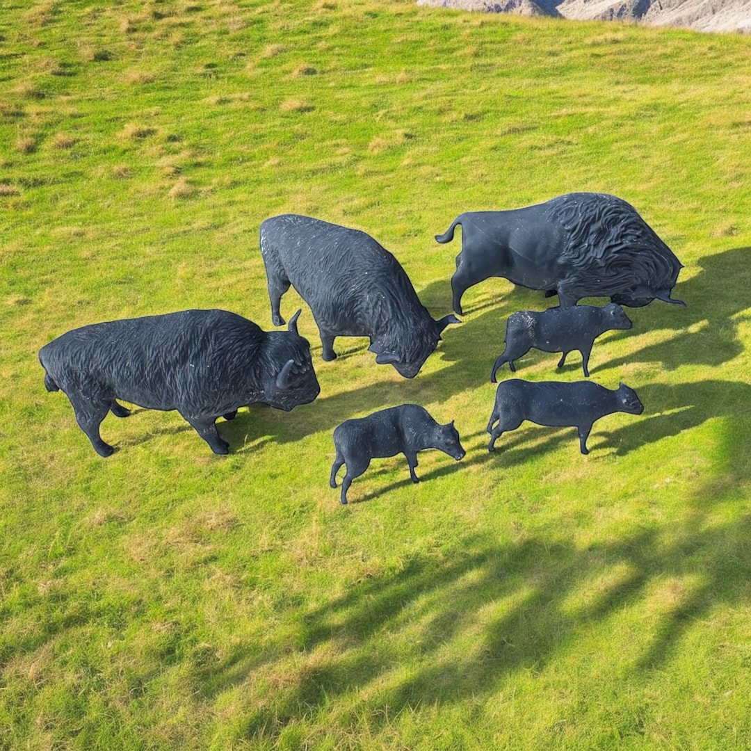 Set of 6 Buffalo Miniatures. 28 Mm Miniature. Ideal for Games Like SAGA ...