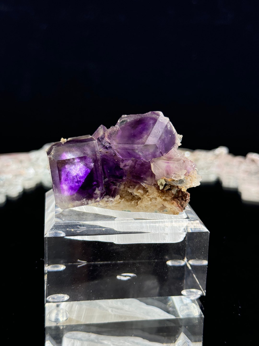 Beautiful Gemmy Shangbao Fluorite - Hunan Province - Etsy