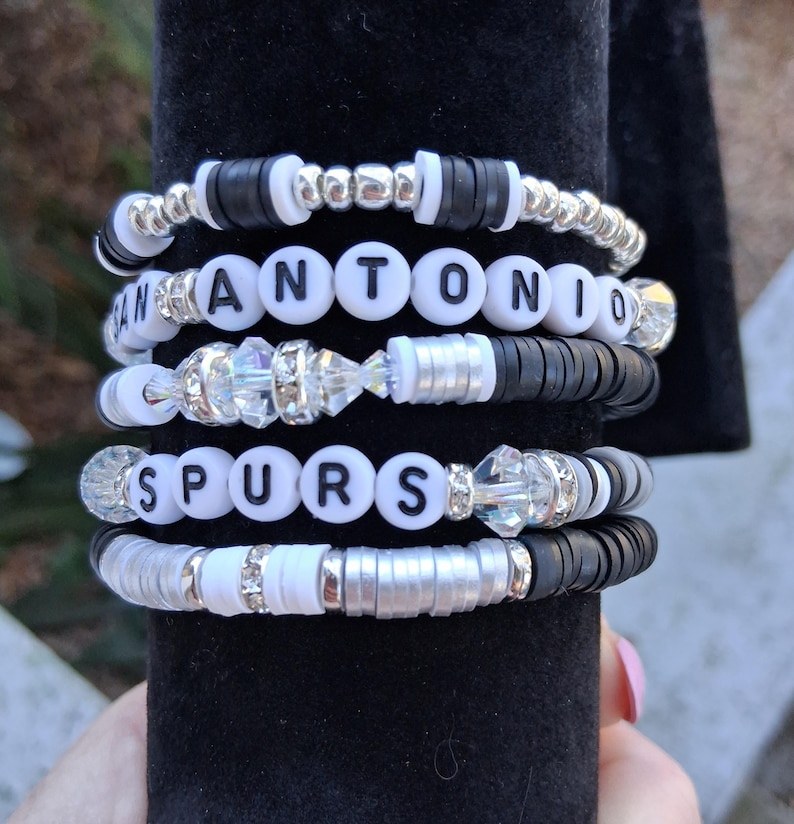 San Antonio Spurs Bracelet Stack: Heishi Beads, Game Day Jewelry - Etsy