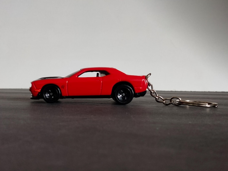 Dodge Challenger SRT Hellcat Keychain Red 1/64 Scale - Etsy