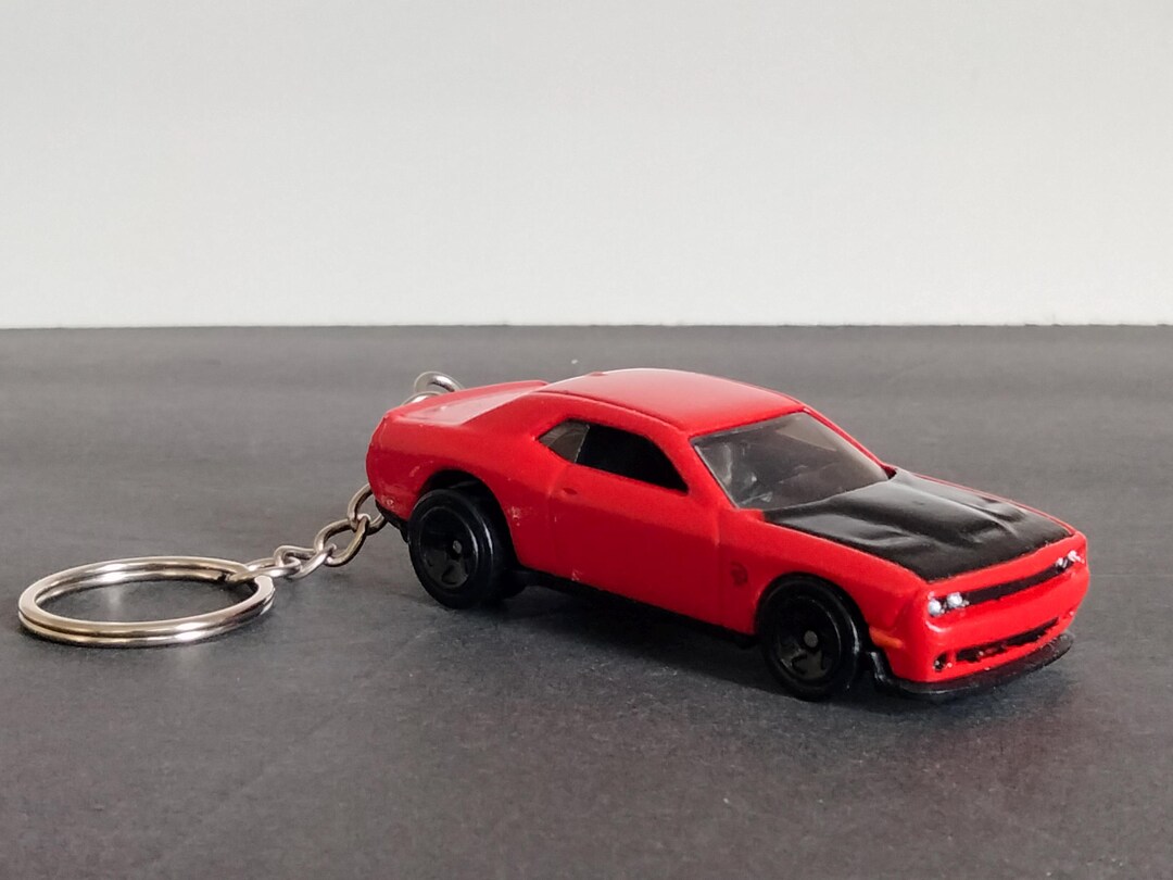 Dodge Challenger SRT Hellcat Keychain Red 1/64 Scale - Etsy