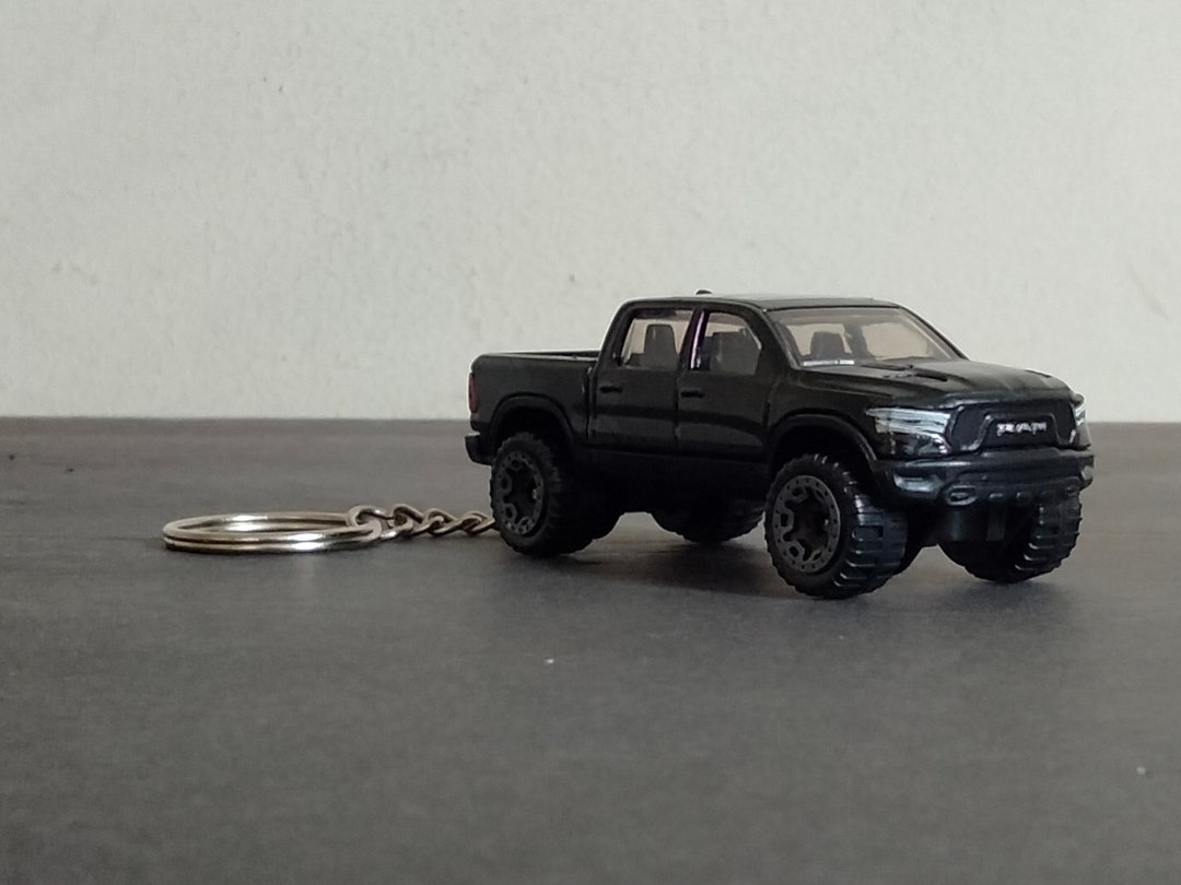 Dodge RAM Rebel HEMI Truck Keychain Black Color - Etsy