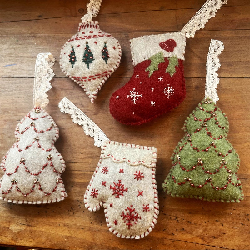 Beaded Felt Christmas Ornament - Etsy