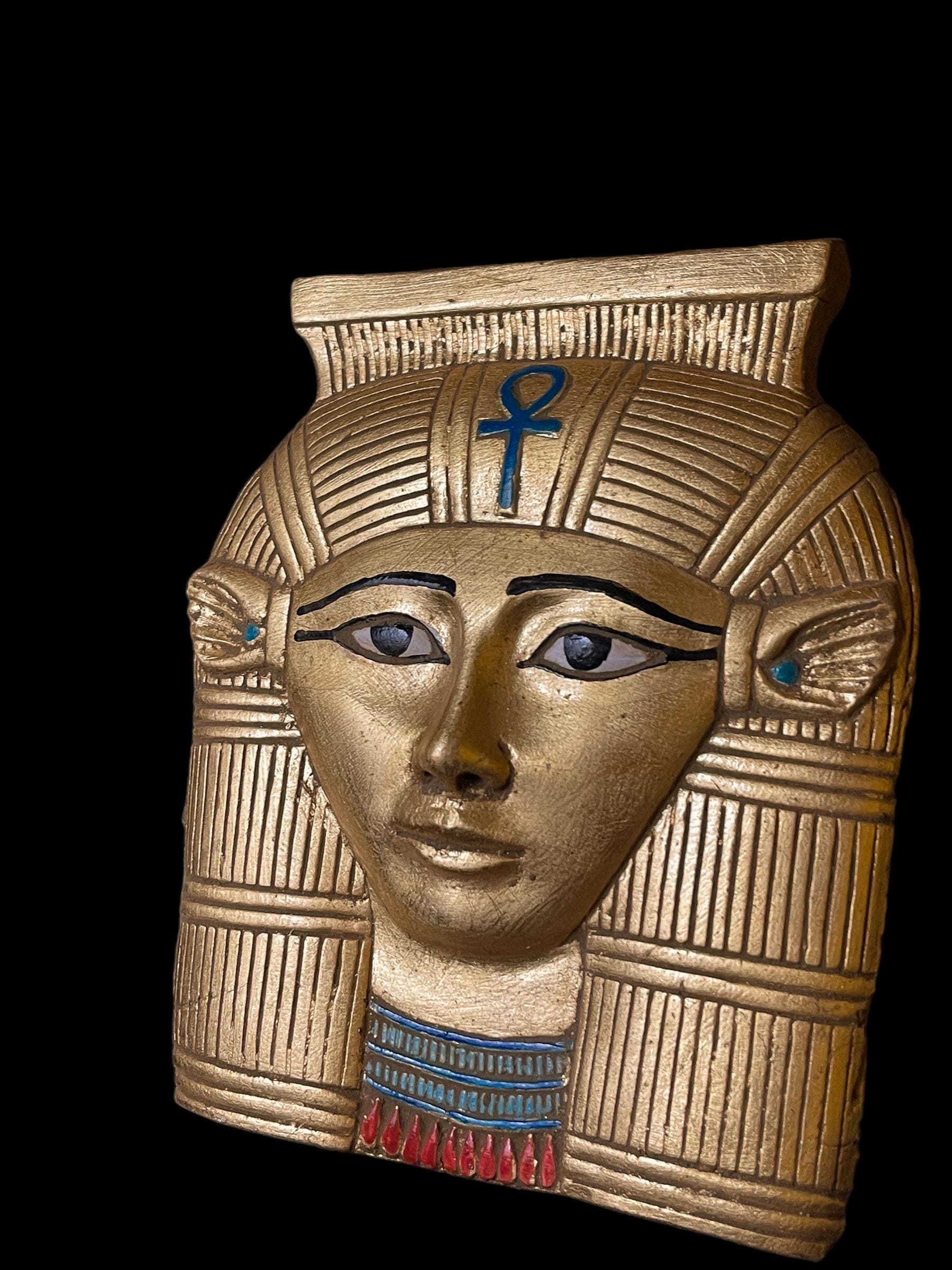 Manifest Handmade Goddess Hathor Statuette , Statue for the Egyptian ...