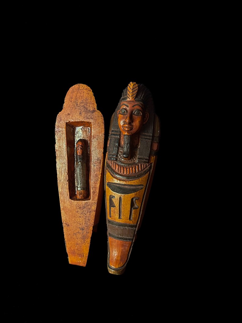 Wooden King Tutankhamun Coffin: Eye of Horus & Scarab Symbol - Etsy Canada
