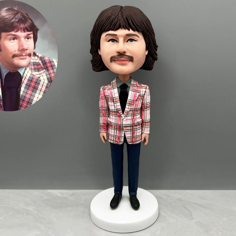 Custom Bobbleheads From Photo - Etsy