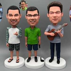 Custom Group Bobbleheads, Custom Family Bobbleheads, Unique Family ...