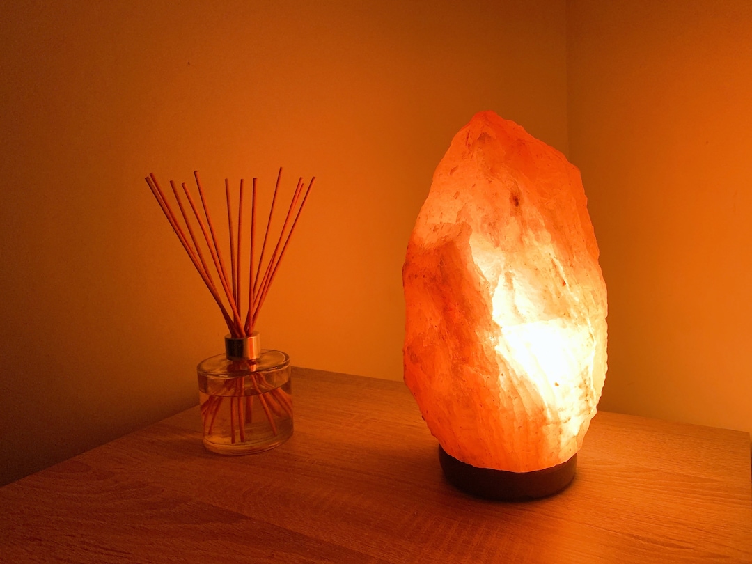 Himalayan Salt Lamp Crystal Pink Rock Salt Lamp Natural Healing 100% ...