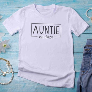 Auntie Est 2024 PNG, Favorite Aunt PNG, Pregnancy Announcement to Aunt ...