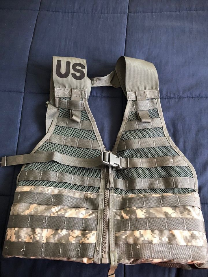 US Army Flc MOLLE II Woodland Fighting Load Carrier Vest new in Package ...