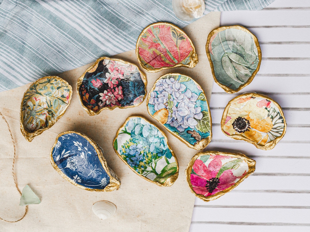 Small Oyster Shell Trinket Dish, Floral Jewelry Holder, Custom Shell ...