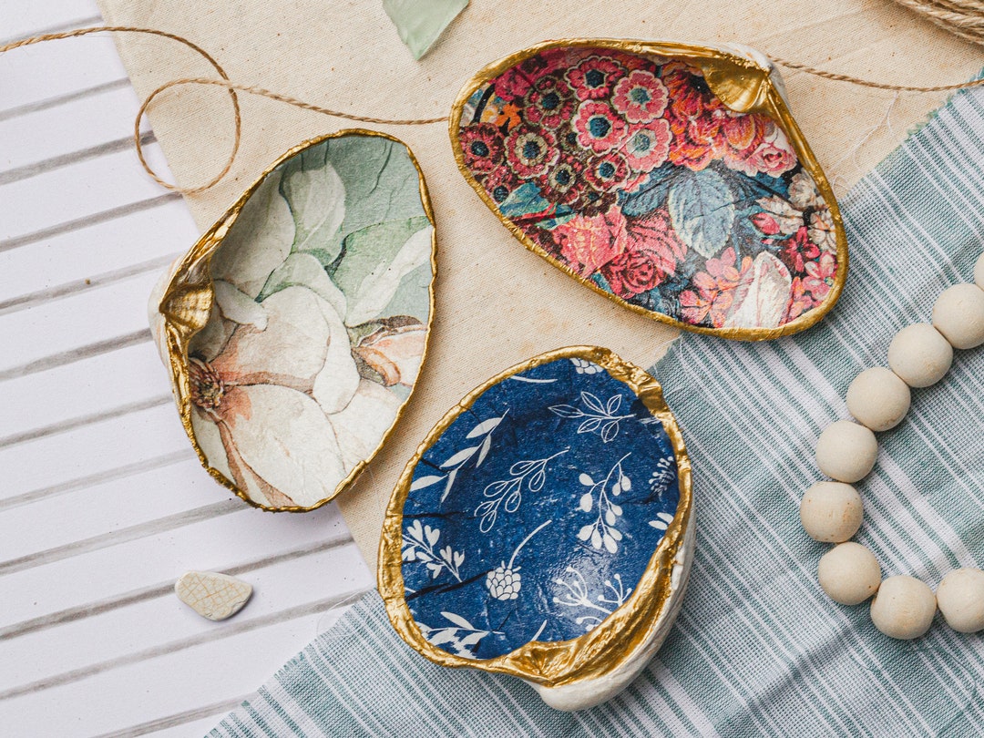 Custom Large Floral Shell Trinket Dish | Clam Shell Jewelry Holder ...