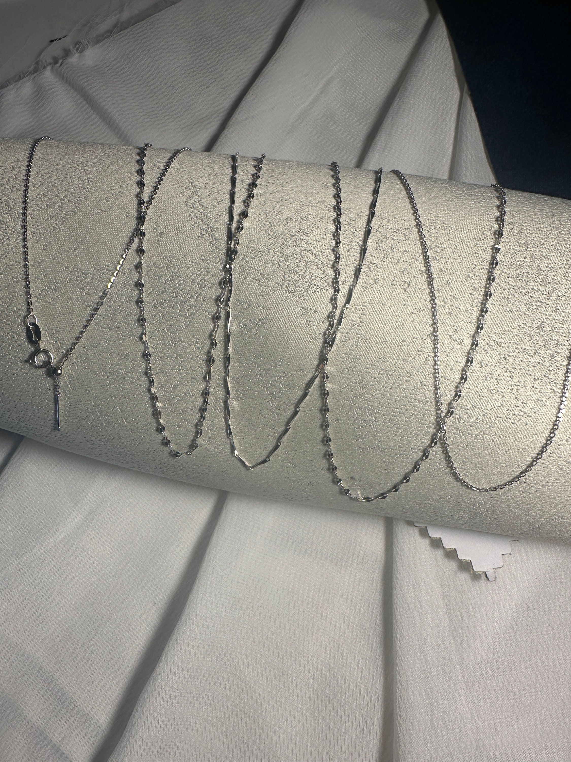 Car Flower Cross Chain, Mouth Lip Chain, Melon Seed Chain, Flash Chain ...