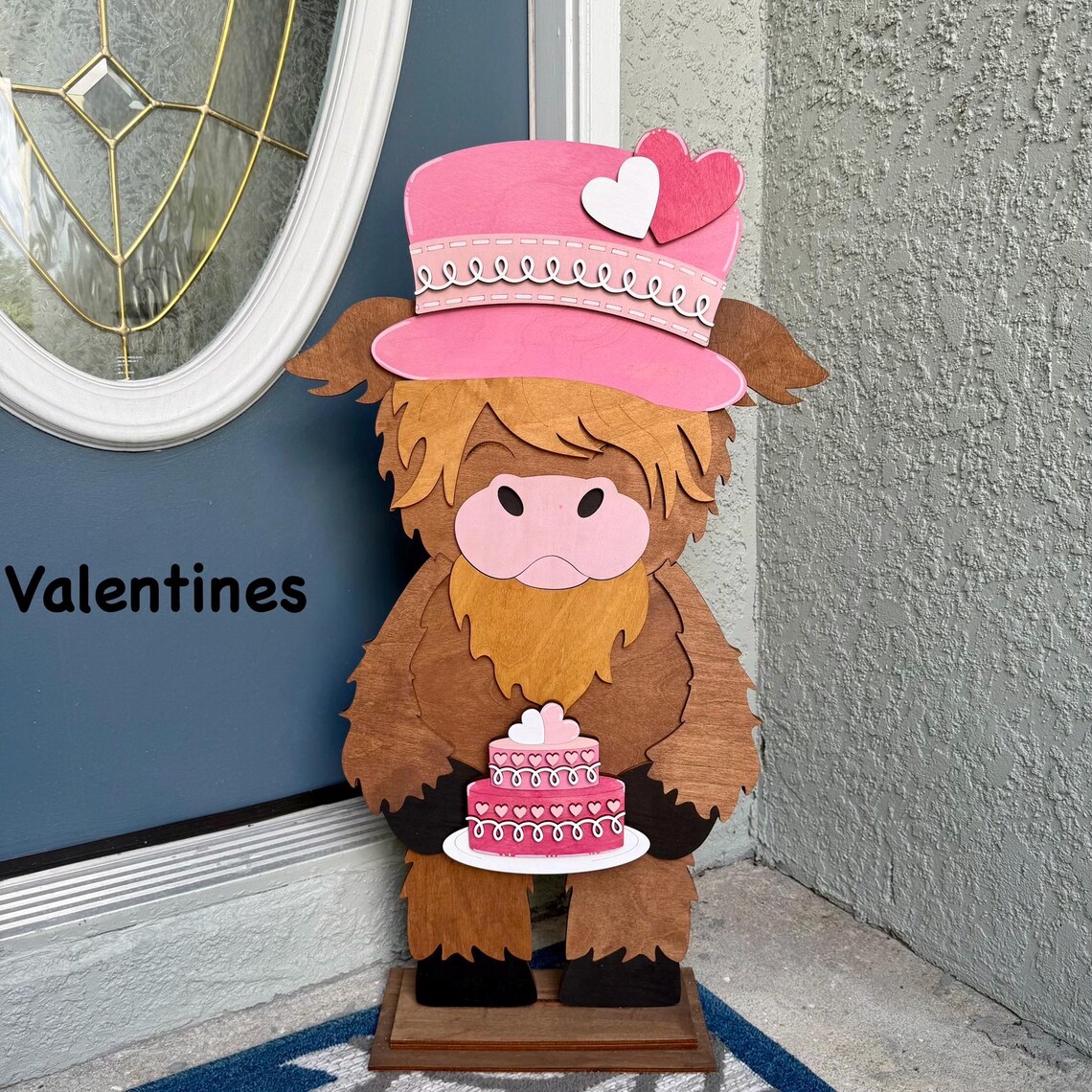 Interchangeable Highland Porch Cow Wooden Decor | 12 Seasonal Hat ...