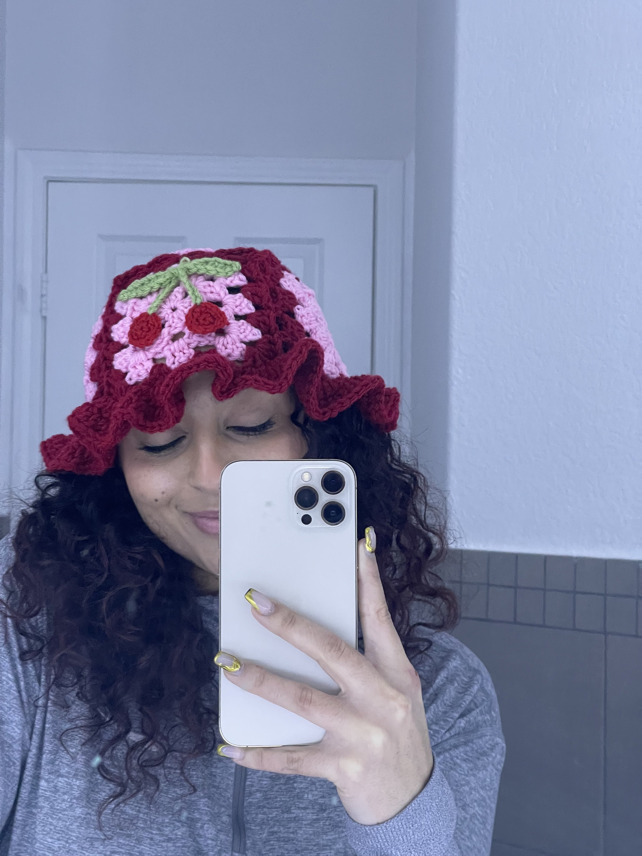 Crochet Cherry Granny Square Ruffle Bucket Hat, Crochet Ruffle Bucket ...