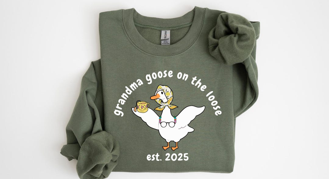 Custom Grandma Goose on the Loose Shirt,cute Grandma Shirt,funny Goose ...