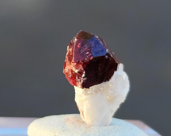 Natural Red Garnet Specimen From Pakistan, Biggest Sale on Crystal - Etsy