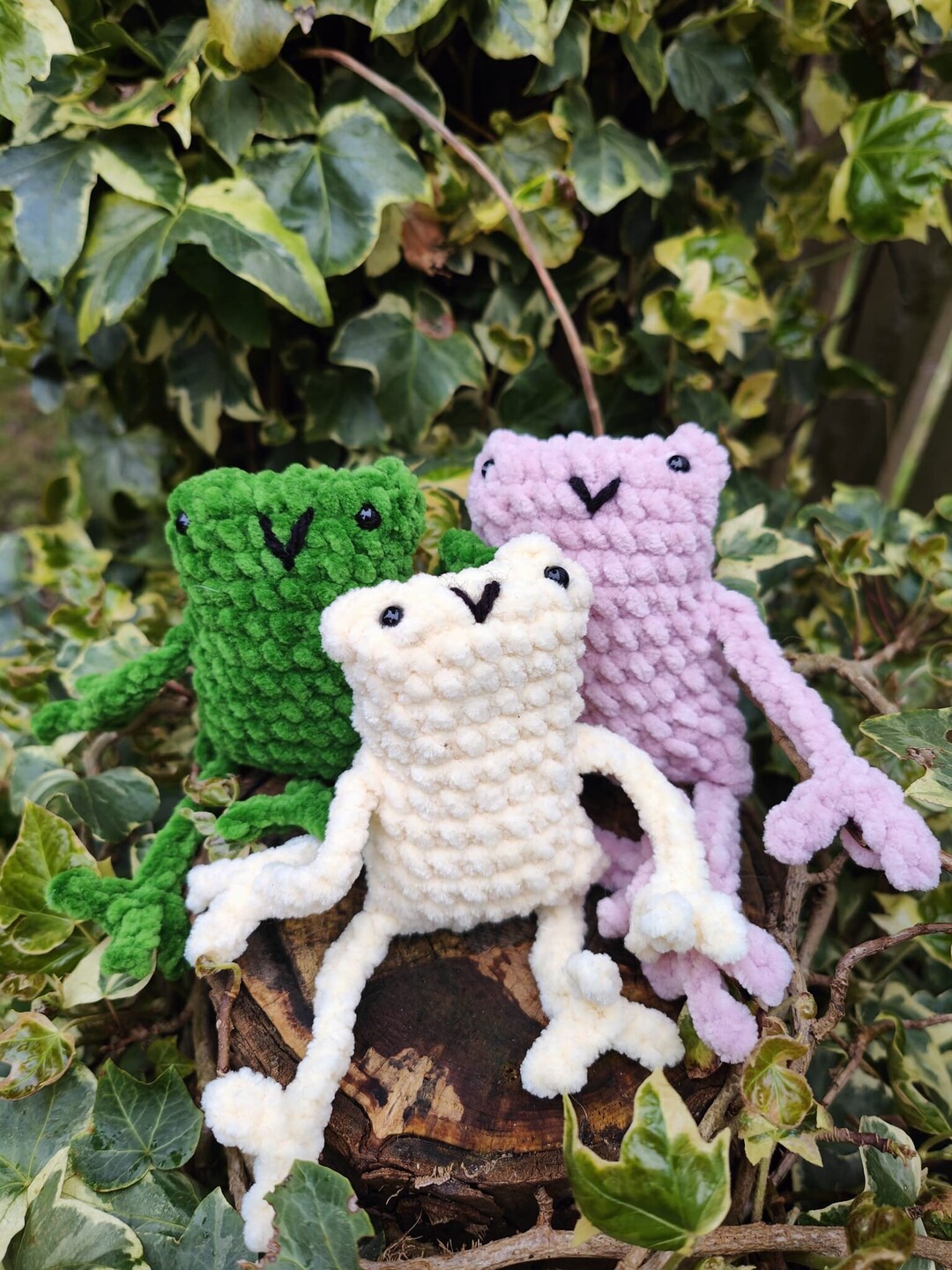 Handmade Crochet Leggy Frogs Adorable Amphibian Plushies Cute Frog Toys ...
