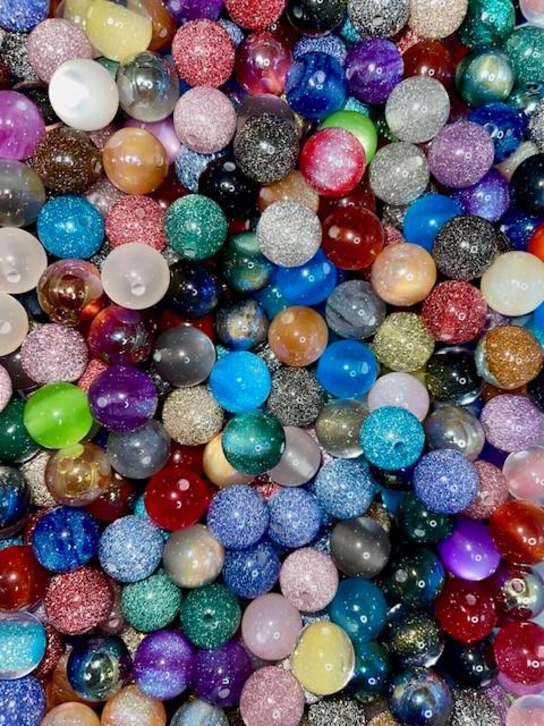 Acrylic 16mm - 20mm Bead Mixes. Approx. 60+ Beads for Large Bead Mix ...