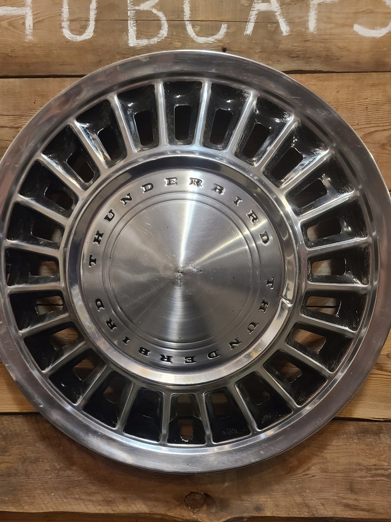 Vintage 1967-1968 Ford Thunderbird Hubcap 15" - Etsy