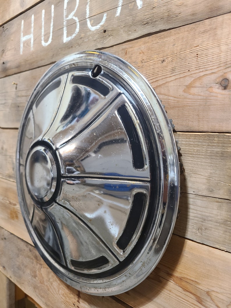 Vintage Chrome 1972 - 1976 Plymouth Duster Valiant Hubcap 14" - Etsy