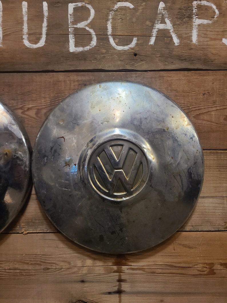Set of 2 Vintage 1970's Volkswagen Beetle Hubcap 10 Dogdish - Etsy