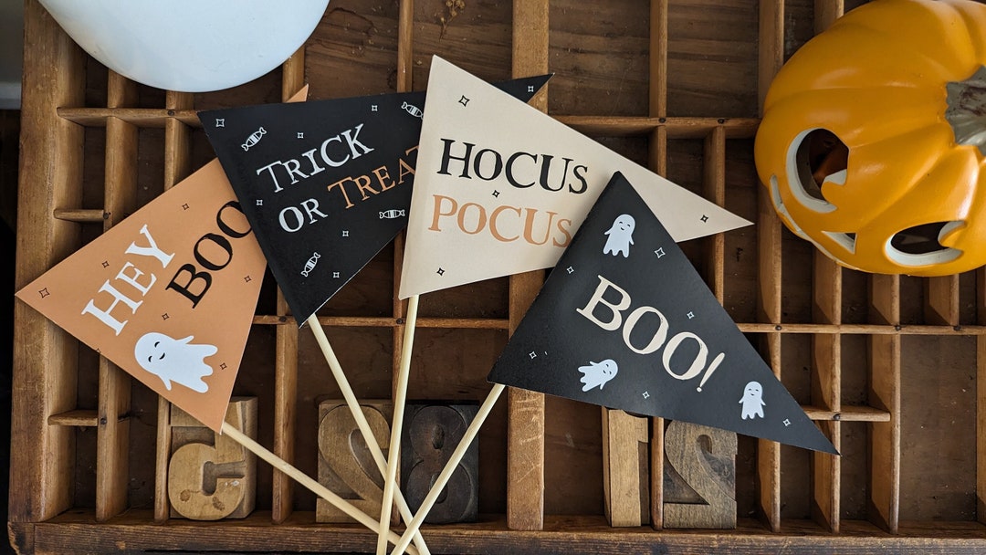 Halloween Pennant Flags Halloween Decor Halloween DIY Halloween Signs ...