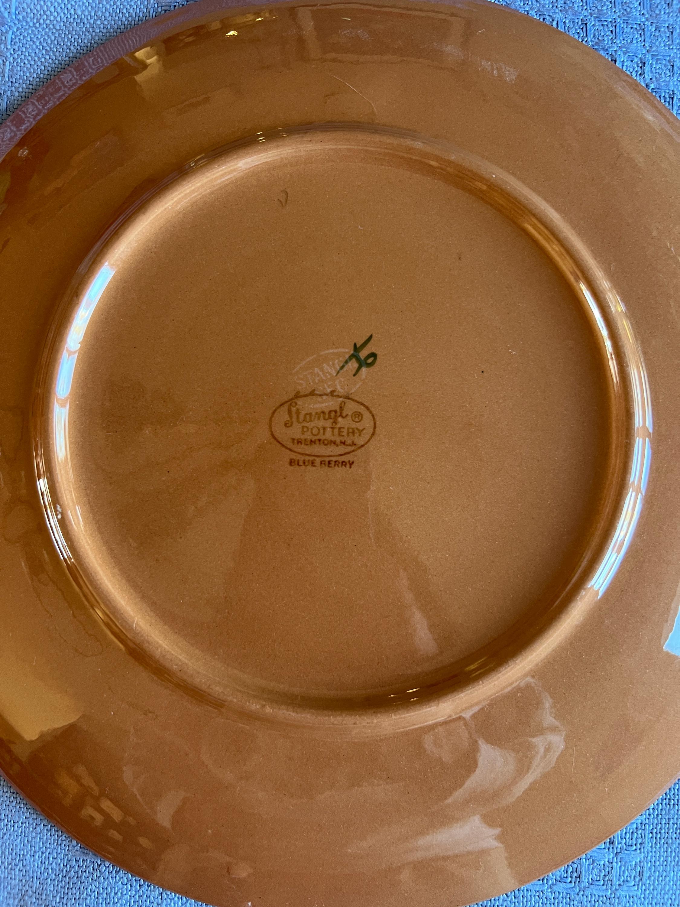 Rare Stangl Pottery Daffodil and Blueberry Plates - Etsy