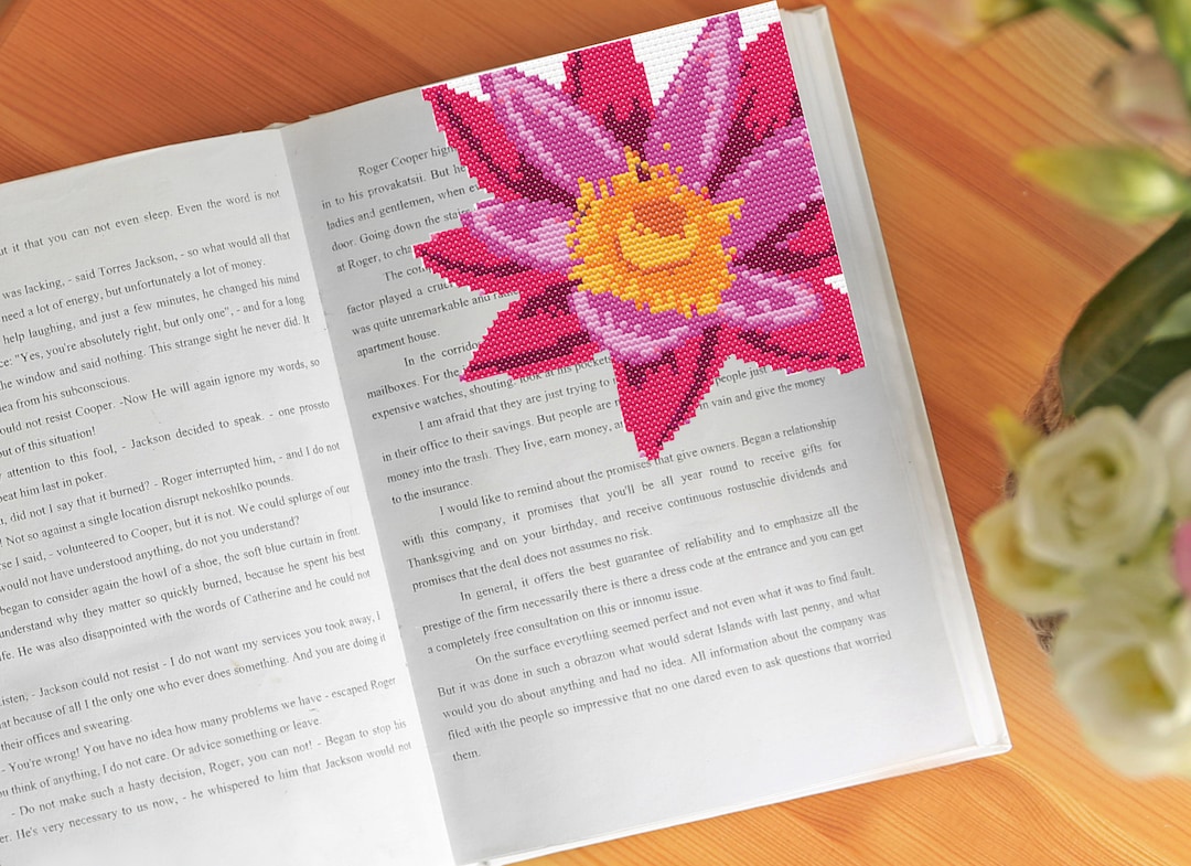 Corner Bookmark Cross Stitch Pattern, Flower Embroidery, Floral Wreath ...