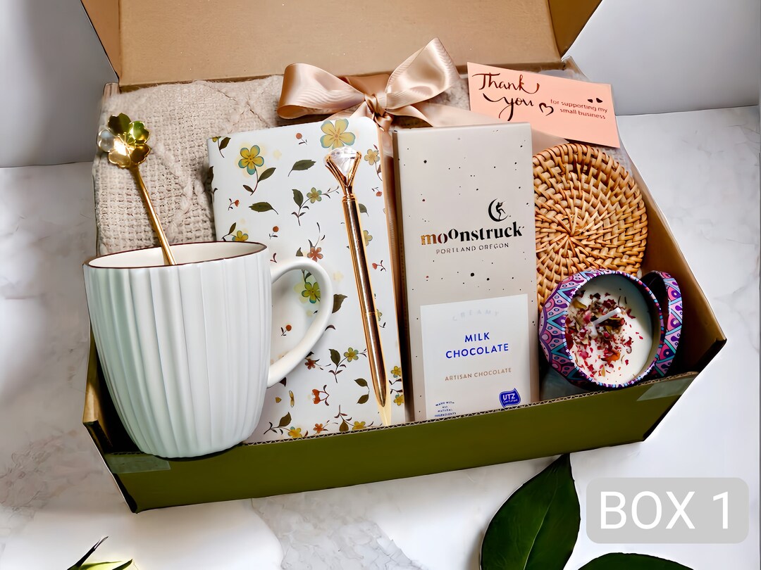 Mother's Day Gift Box for Mom, Birthday Gift Basket With Blanket ...