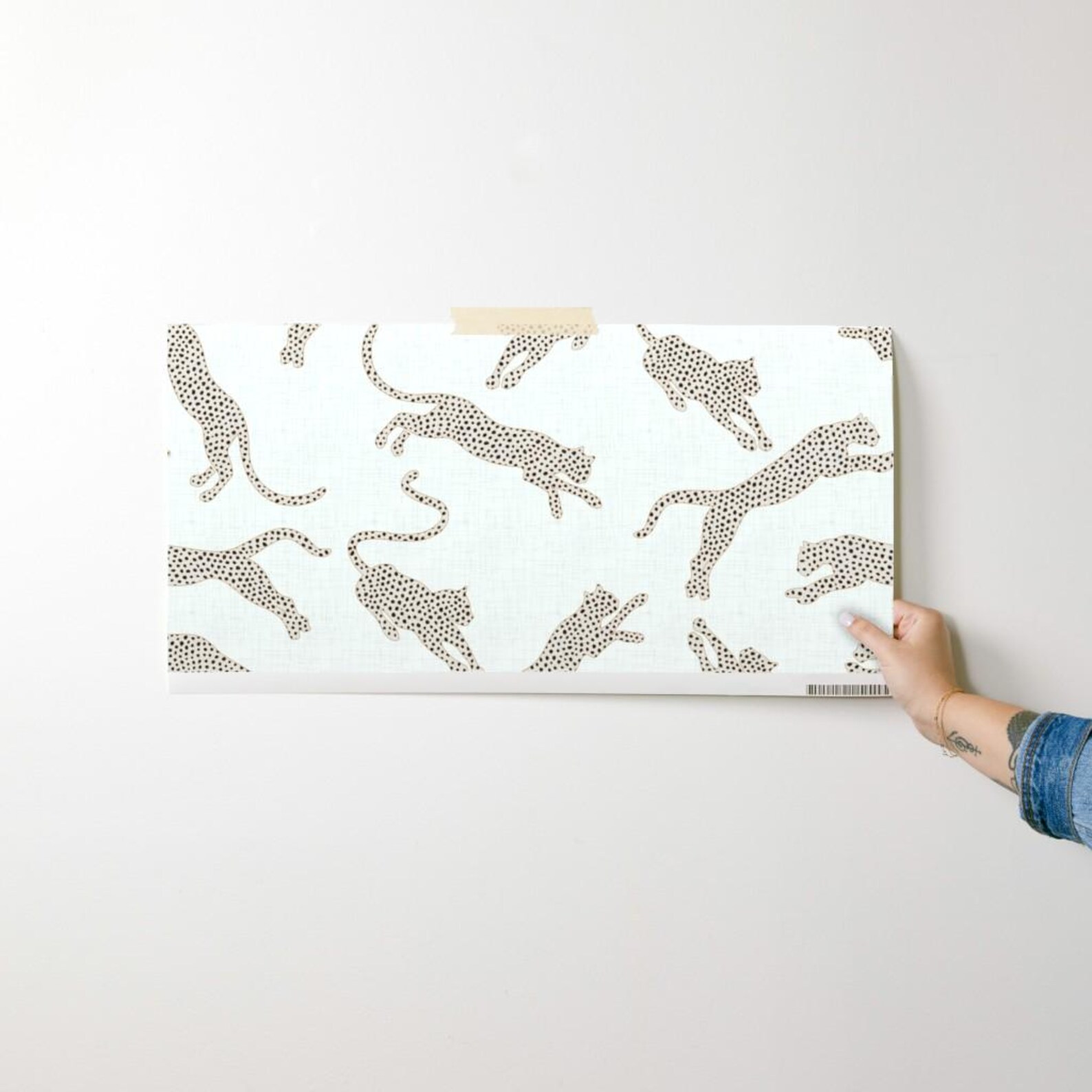 Neutral Leopard Grasscloth Wallpaper - Cozy Leopards by Evamatise ...