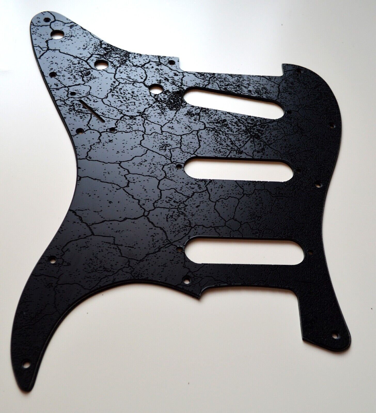 Custom Black Crackle Textured Pickguard - Fits Fender Stratocaster ...