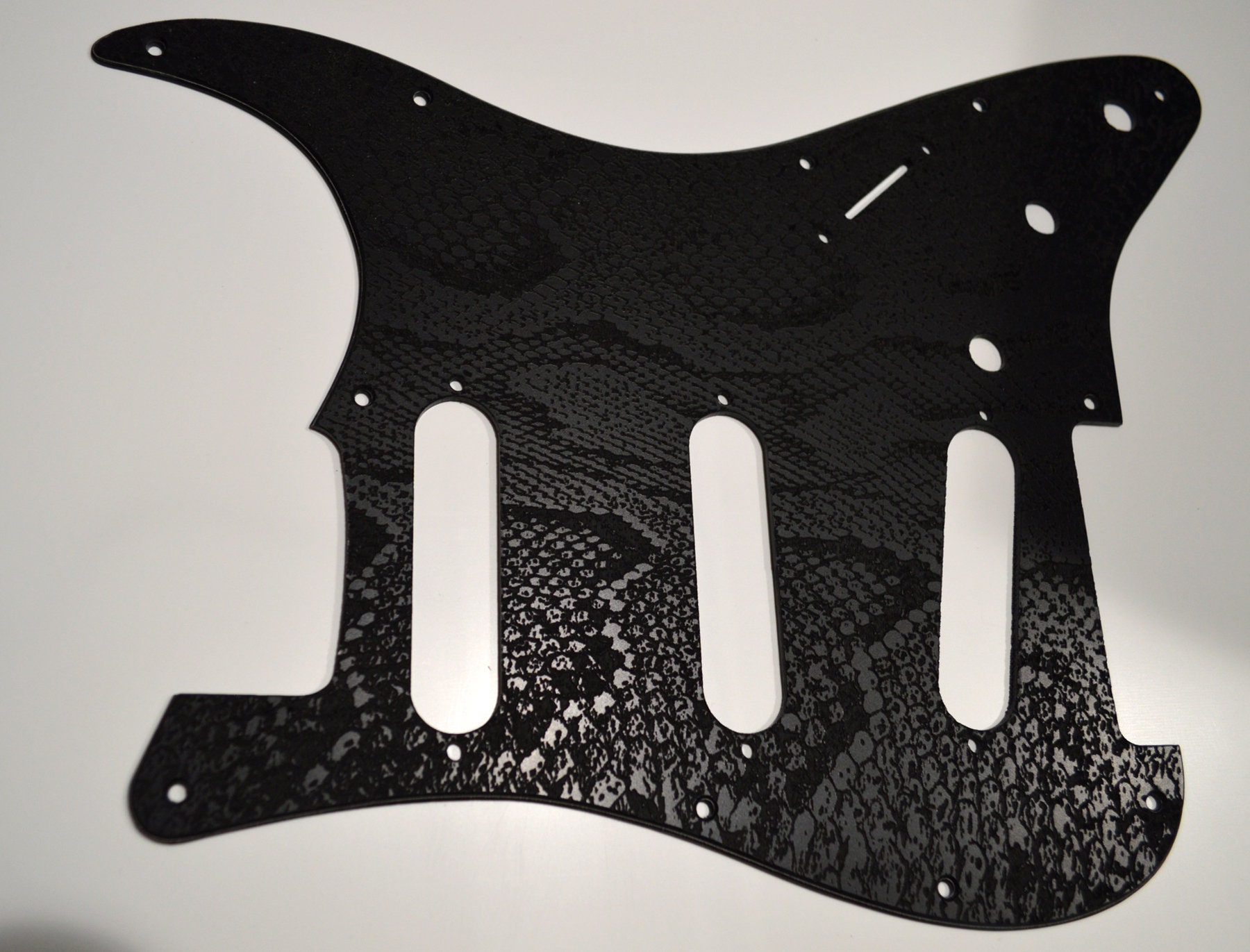 Custom Black Snakeskin Textured Pickguard - Fits Fender Stratocaster ...