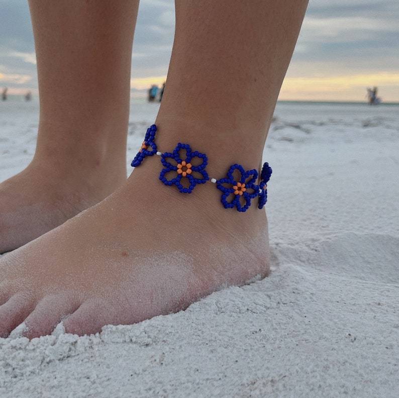 Dainty Beaded Daisy Anklet - Custom Made Handcrafted Floral Foot Jewelry - Etsy