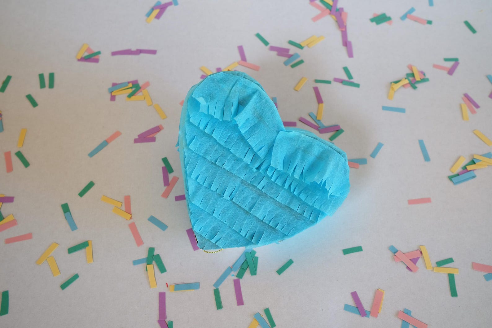 Heart Mini Pinatas for Birthday Gifts, Heart Party Favors, Wedding Mini ...