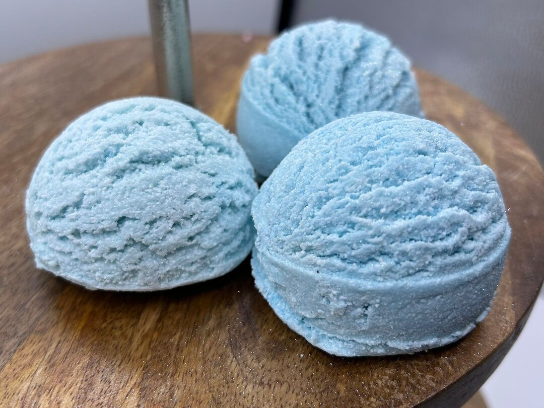 Ice Cream Scoop Bath Bombs - Mixed Berry Ice Cream Bath Bomb - Love ...