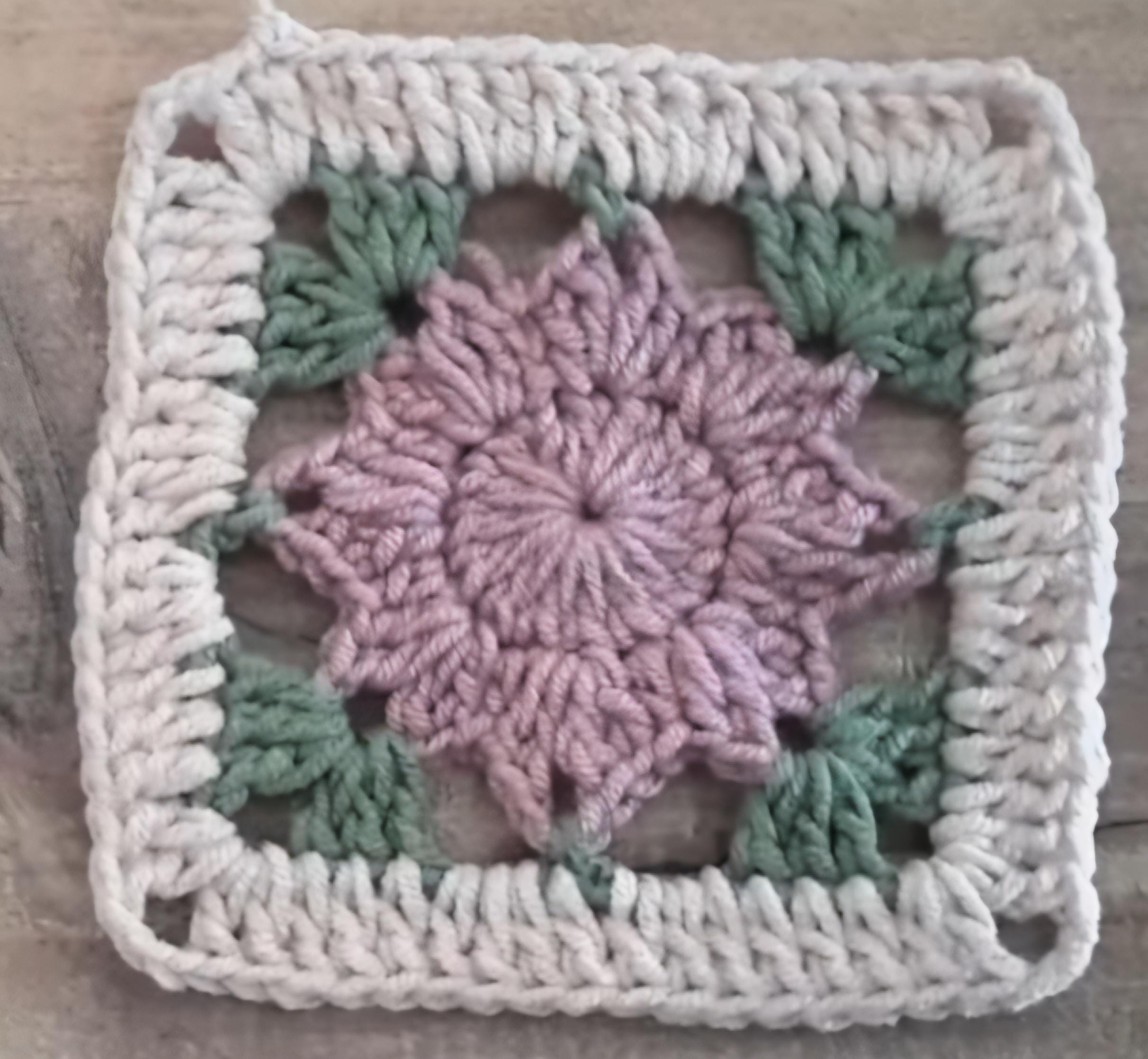 Flower Granny Square Crochet Pattern - Crochet Granny Square - Granny ...