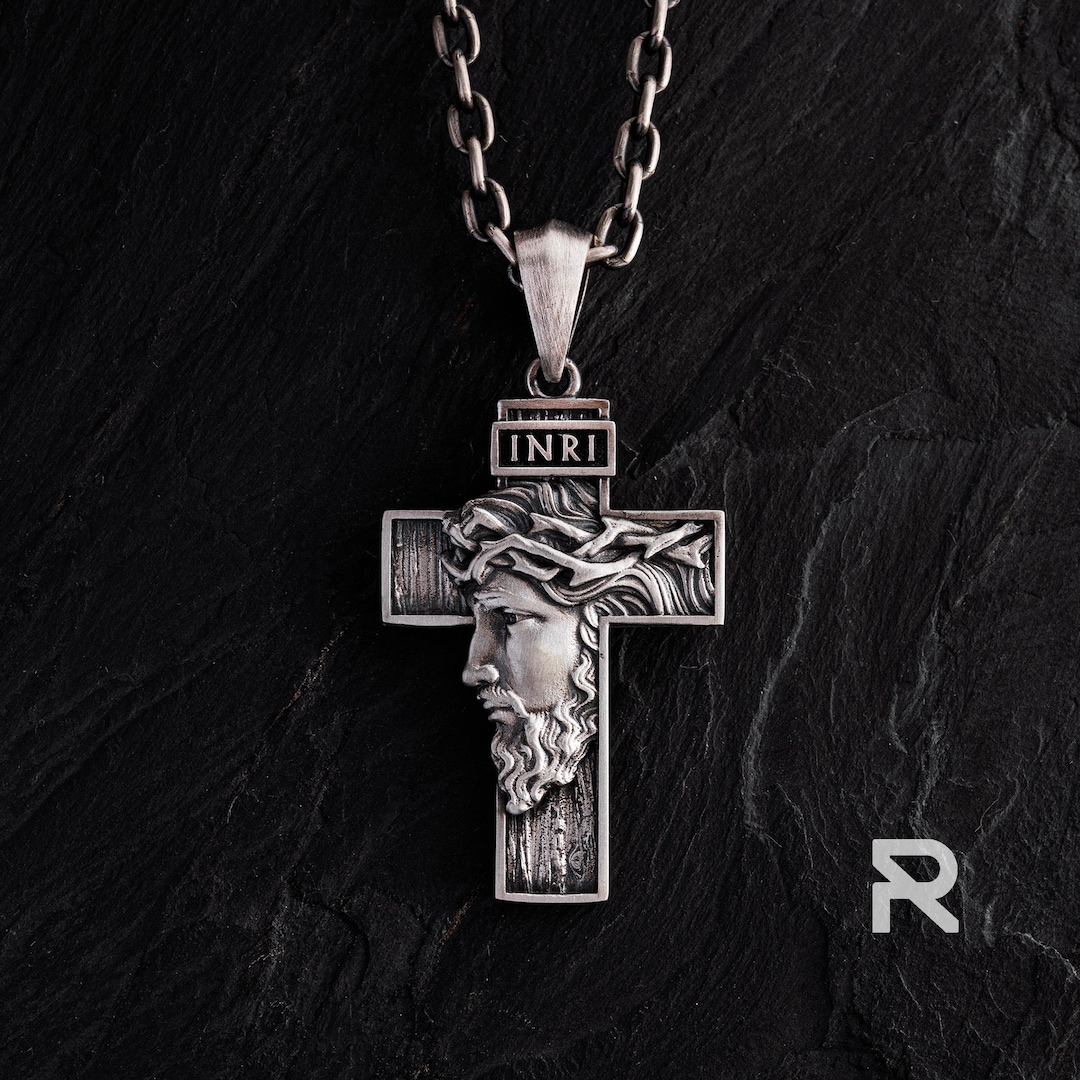 Elegant Jesus Cross Chain – Ideal New Year Gift for Men, Stylish ...