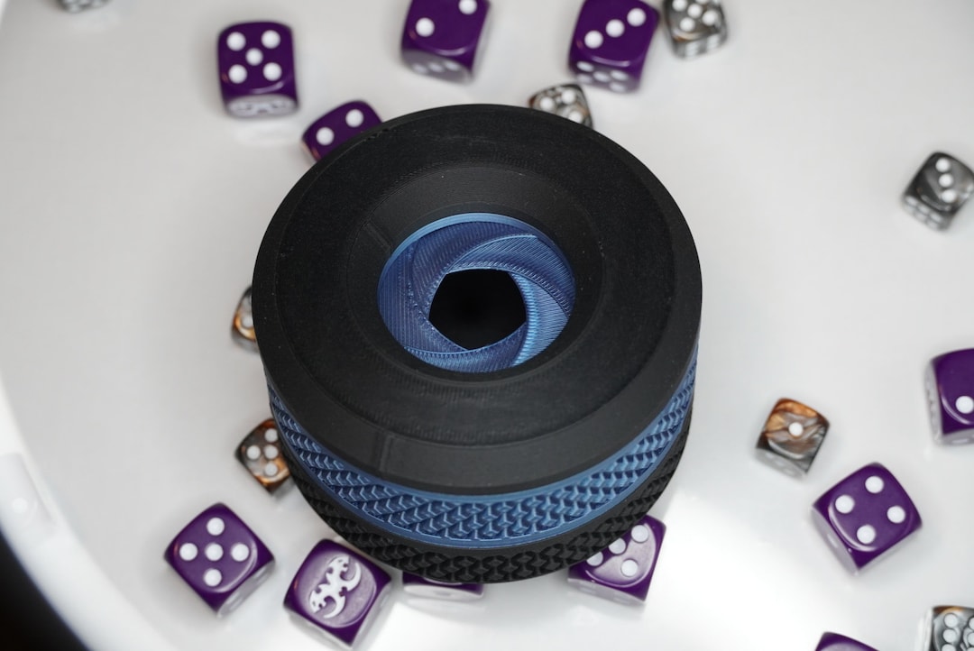 3D Printed Dice Container - Mechanical Shutter - Etsy