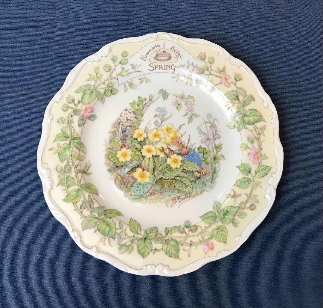 4 Brambly Hedge 8" Plates by Royal Doulton. Four Seasons Gift ...