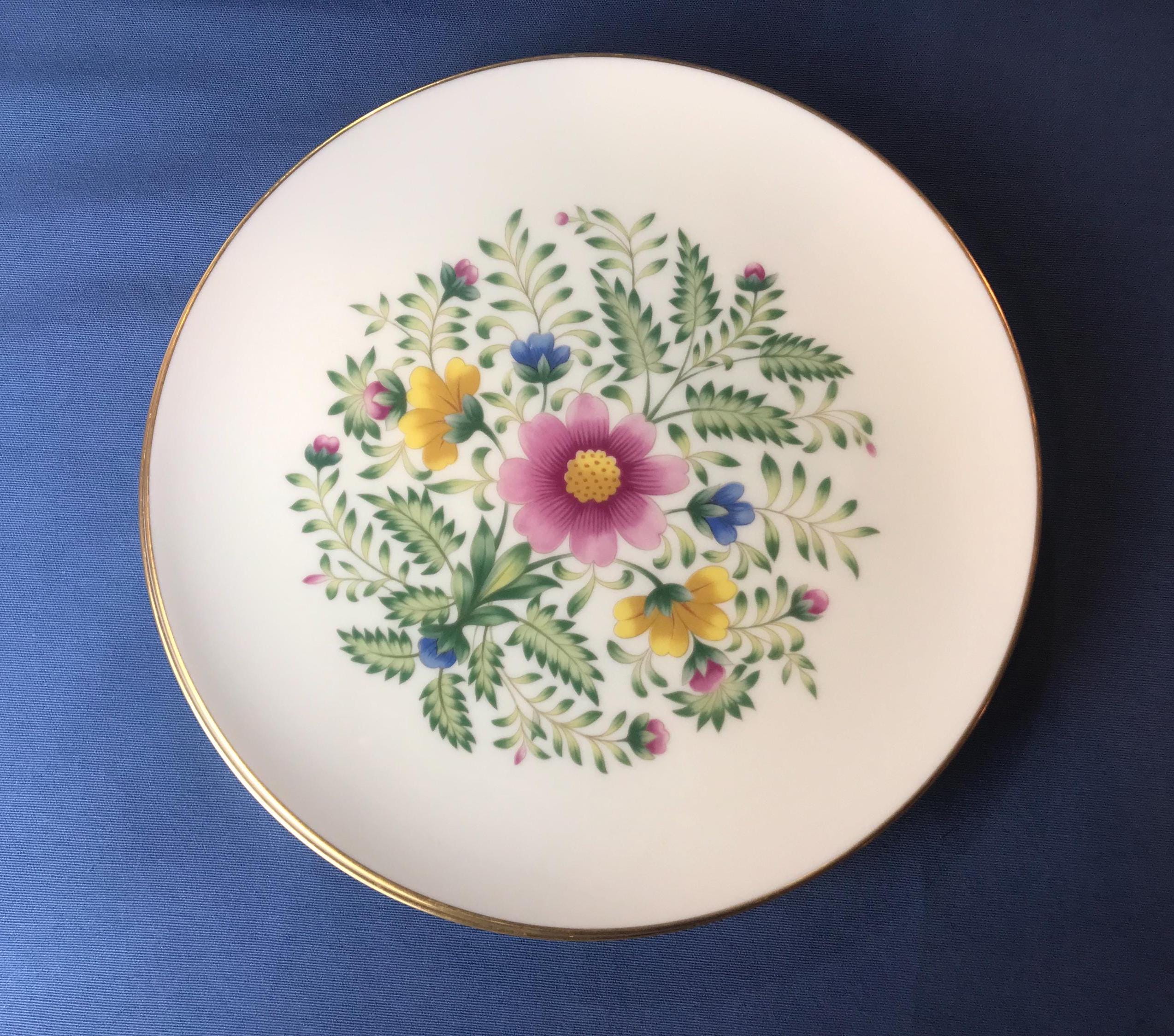 4 Lenox Cascade Dinner Plates in Great Condition. Vintage 1948 - 1966 ...