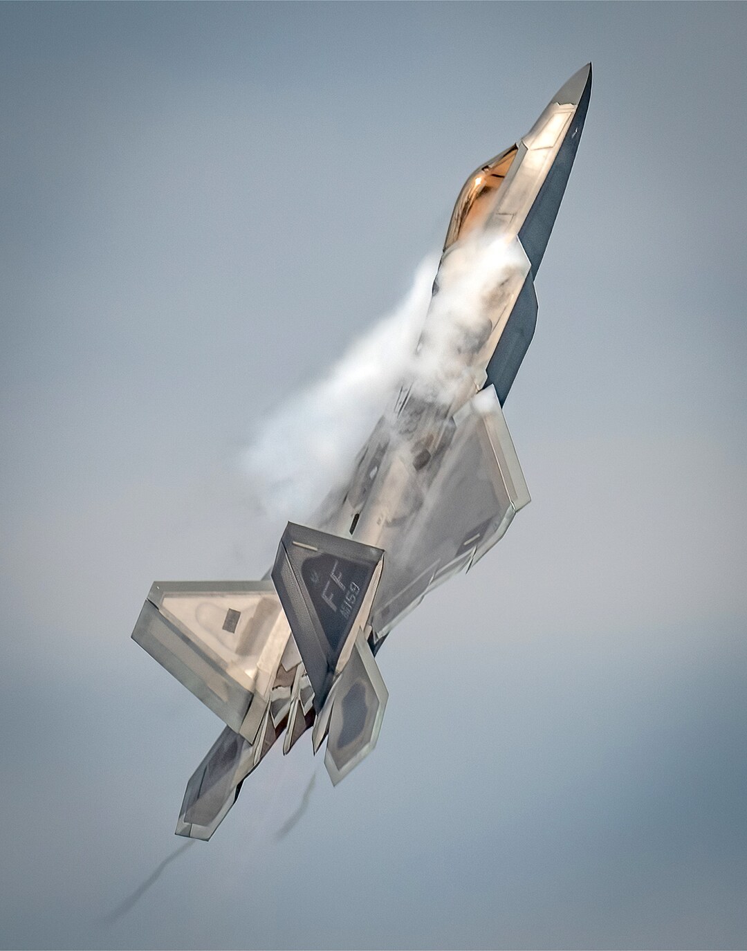 F-22 Raptor Breaking Sound Barrier in Vertical Climb: Modern - Etsy