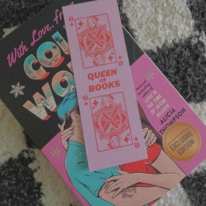 Queen of Books Bookmark - Etsy