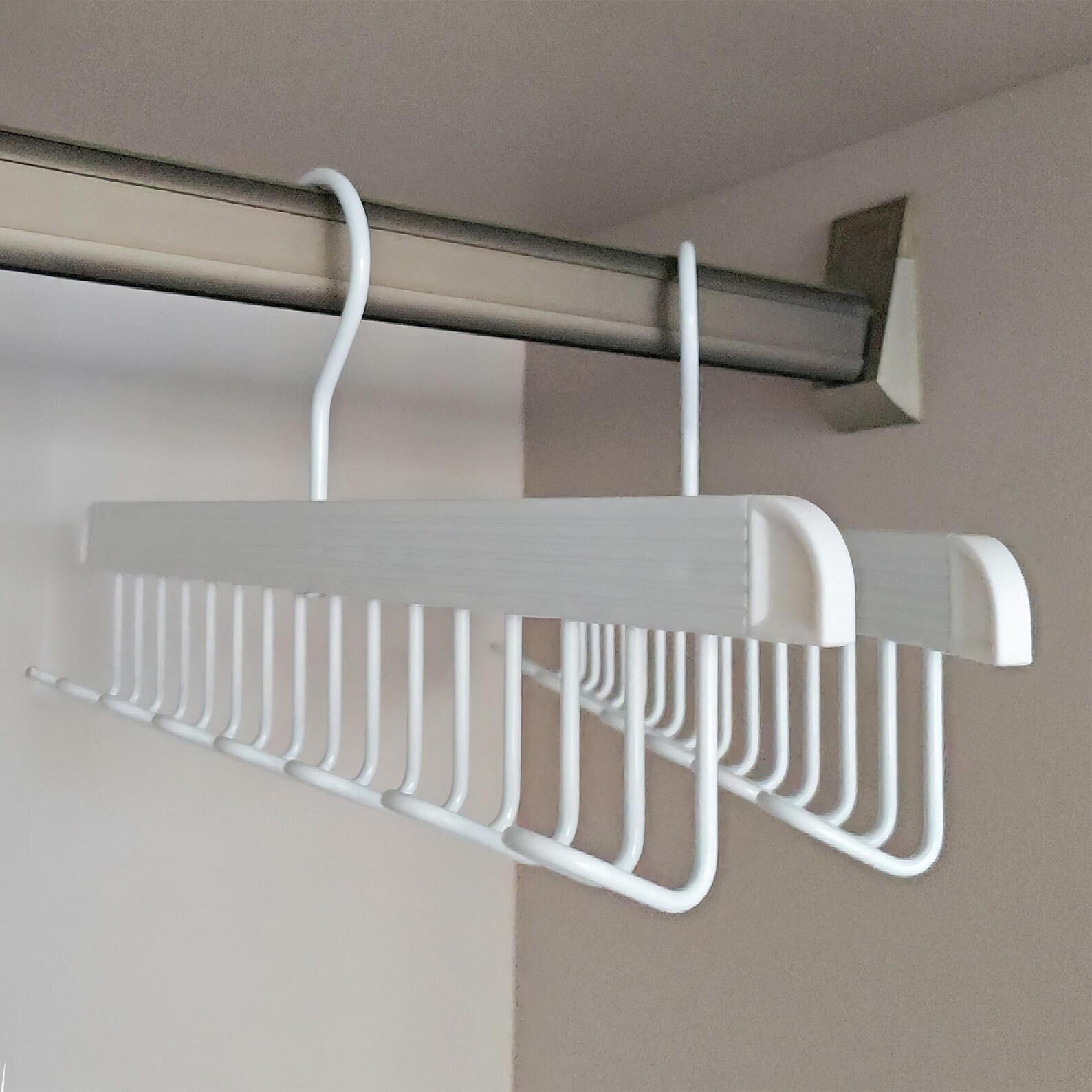Metal Tank Top Hanger,aluminium Bra Hanger for Closet, Closet Organizer ...