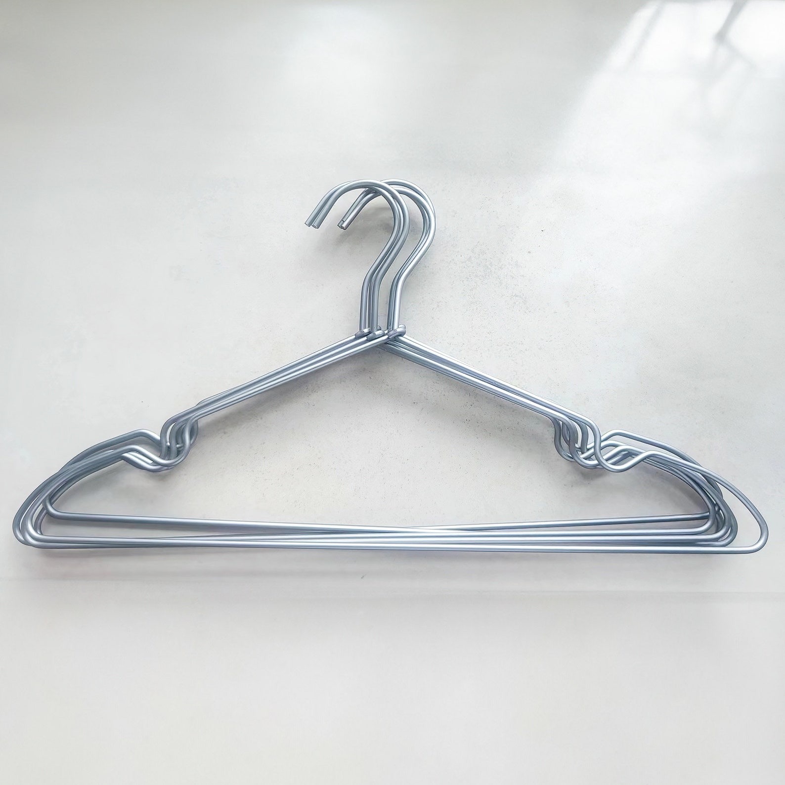 10 PCS Wire Tank Top Hangers ,aluminium Ultra Clothes Hangers, Wardrobe ...