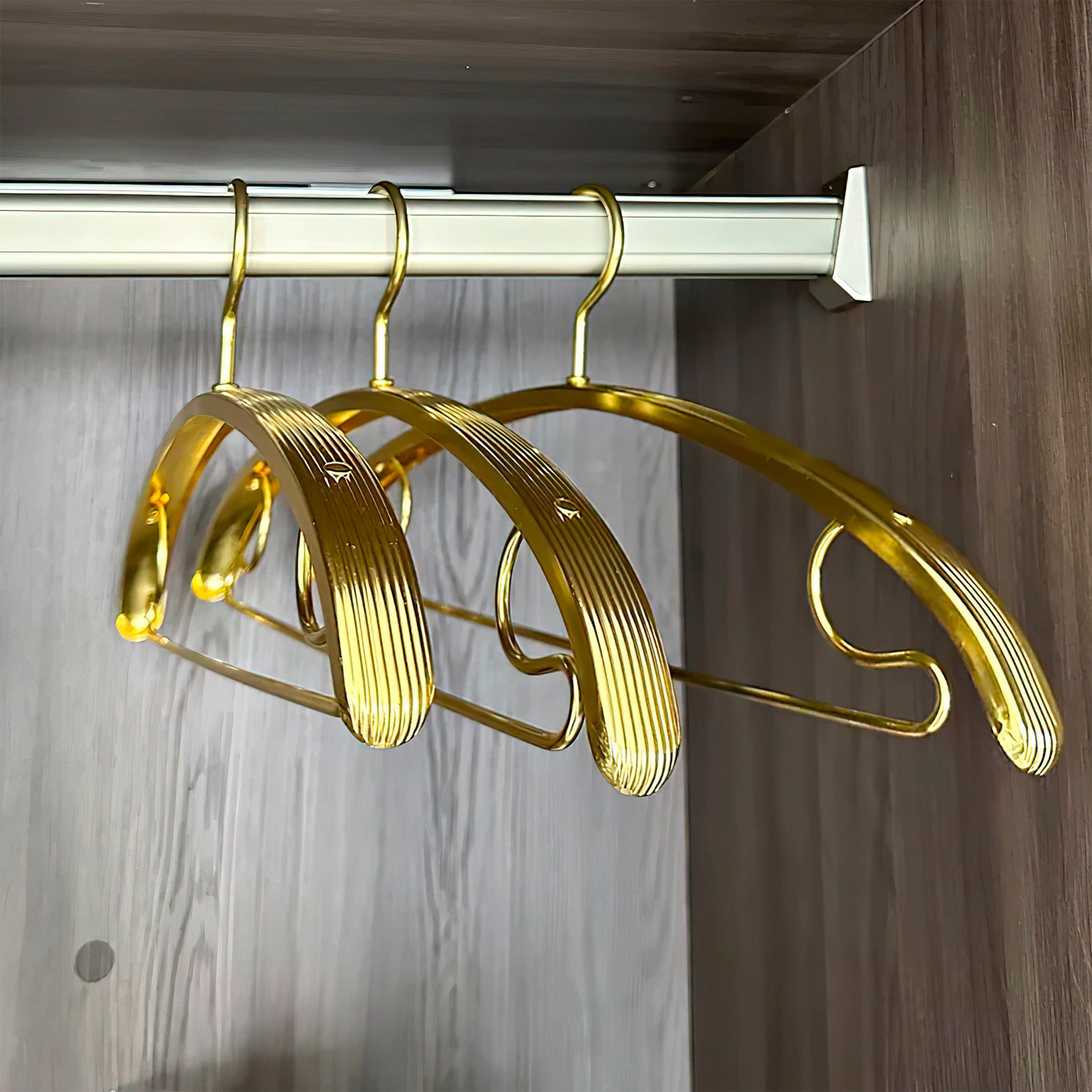 5/10 PCS Premium Gold Aluminum Coat Hangers ,17” Gold Metal Suit Hangers,wide Shoulder Aluminum ...