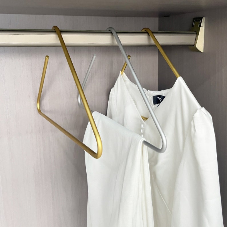 Aluminum Triangle Pants Hanger With Open End, Anti-slip Scarf Hangers ...