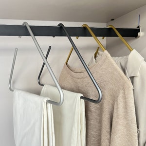 Aluminum Triangle Pants Hanger With Open End, Anti-slip Scarf Hangers ...