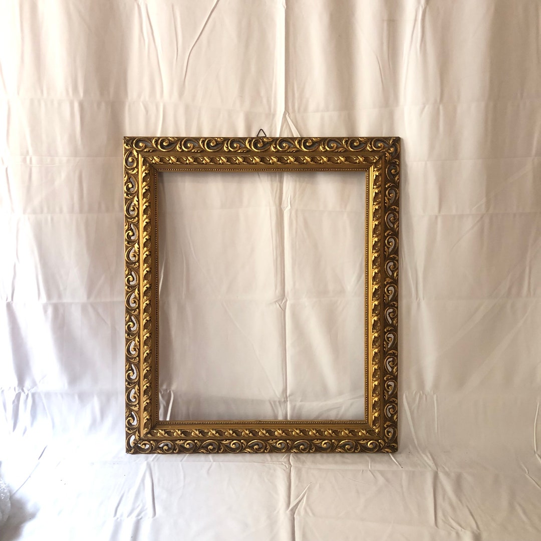 Vintage Wood Frame Set, Retro Frame Pair, Weathered Wall Decor, Antique ...